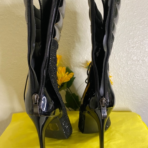 AKIRA | Shoes | Akira Booties | Poshmark